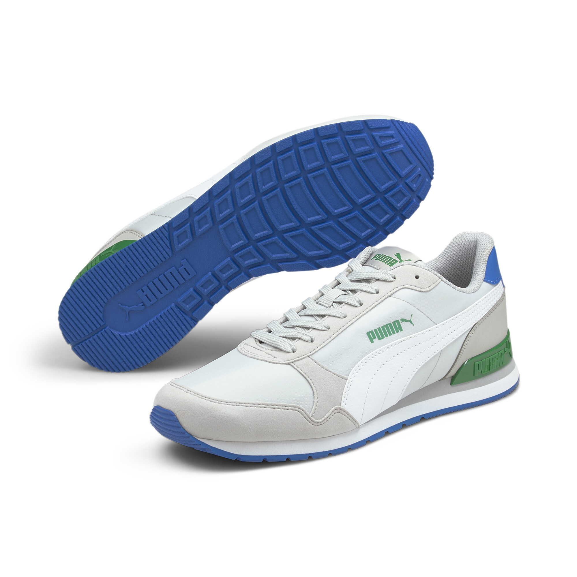 PUMA Mens ST Runner v2 Sneakers | EBG