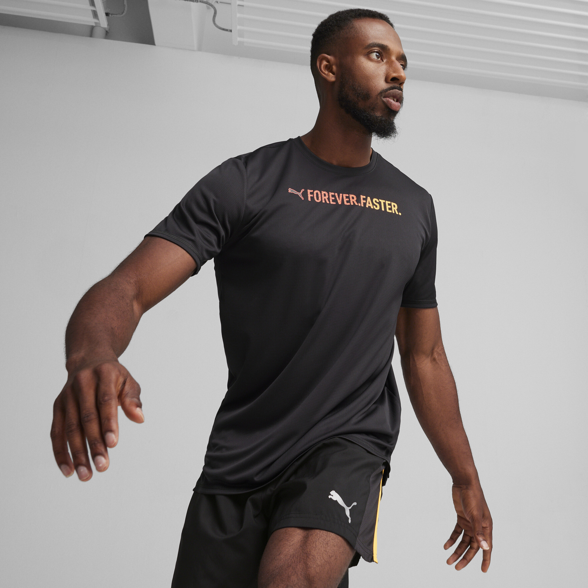 RUN "FAVORITE" Men's Graphic Tee | Running | PUMA