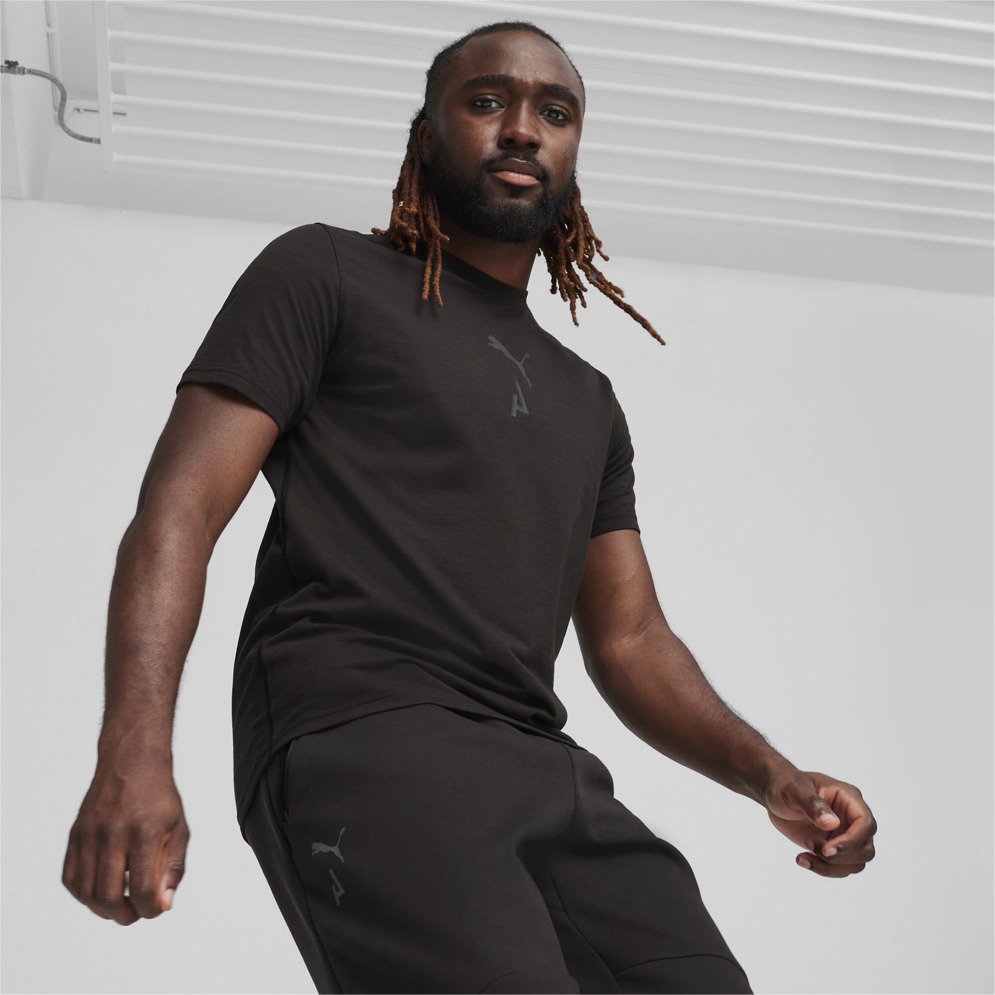 MEN’S GRAPHIC SEASONS Training Tee | Seasons | PUMA