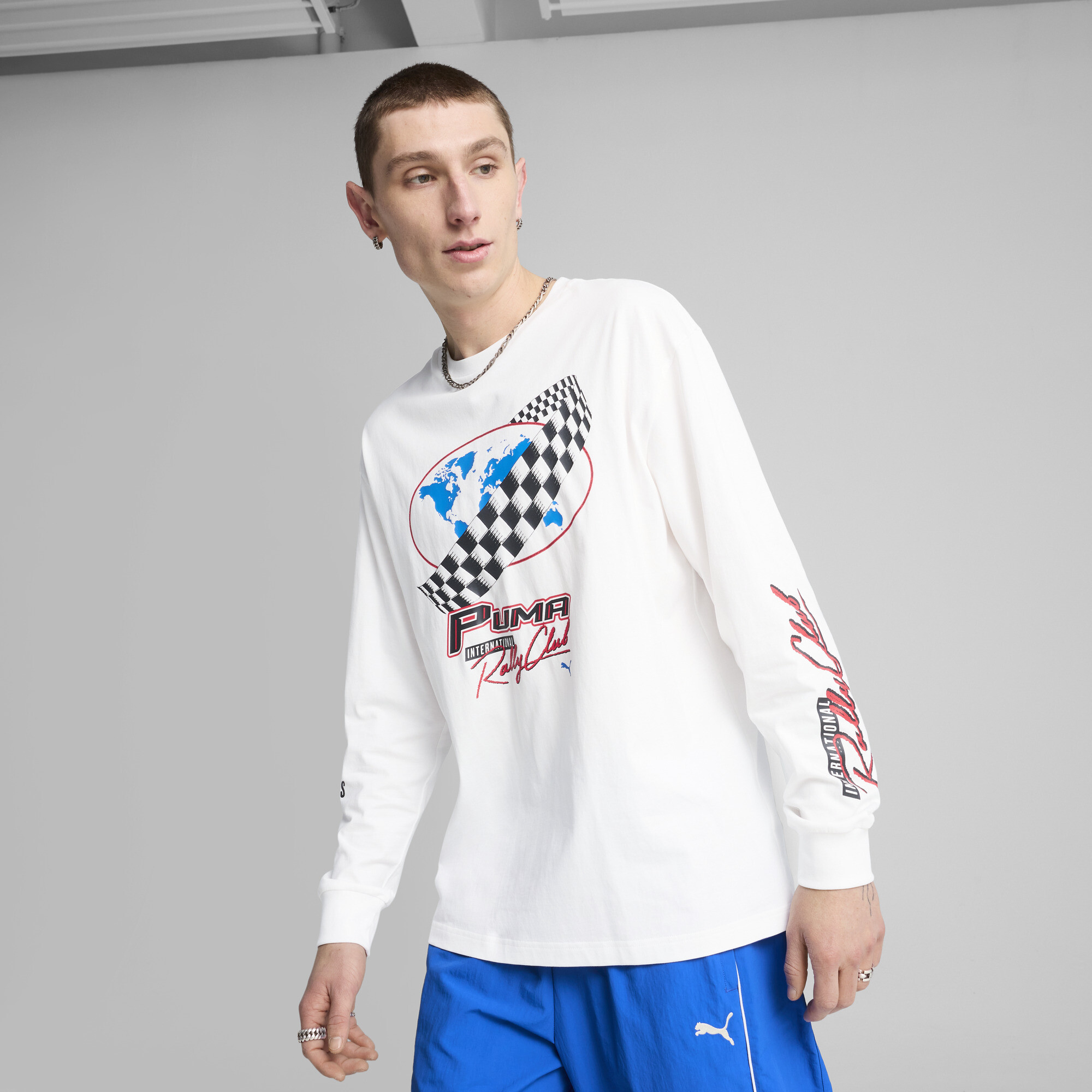 GRAPHICS PUMA Moto Relaxed Tee Men | T-shirts & Tops | PUMA